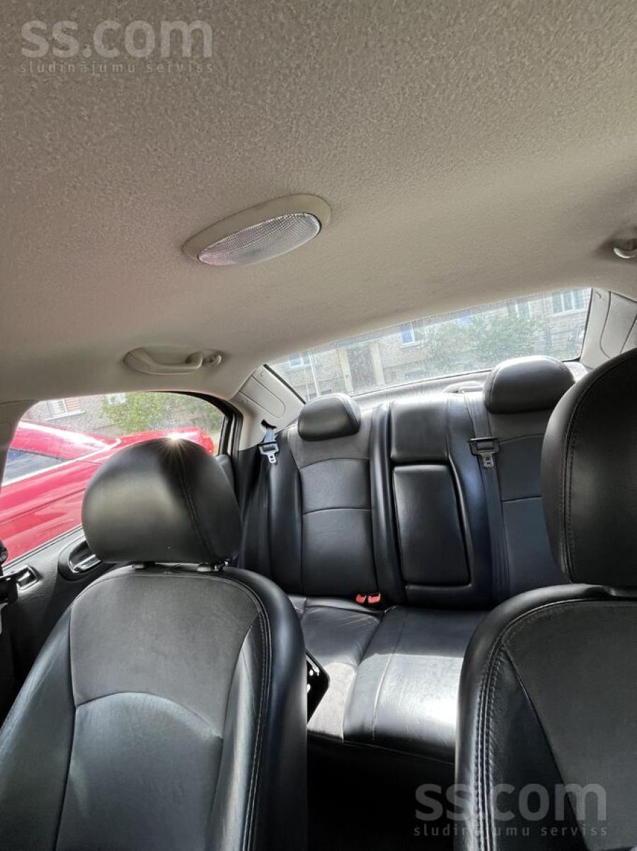 Pelēks Chrysler Sebring 2003 Rīga, ar dzinēja tilpumu 2.70 L un nobraukumu 227 tūkst. km par 2000 €, foto 7 vietnē AUTOMOTO.COM.LV