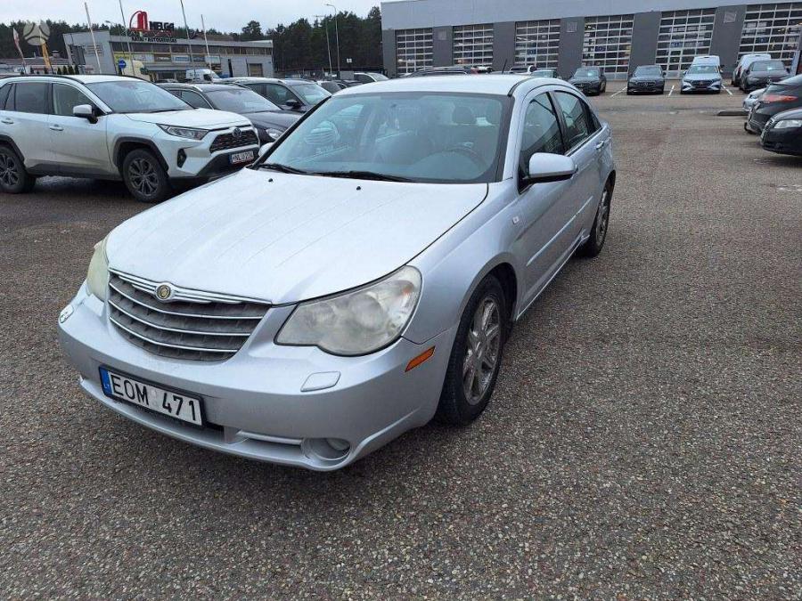 Pelēks Chrysler Sebring 2007 Viļņa, ar dzinēja tilpumu 2.36 L un nobraukumu 171 tūkst. km par 1900 €, foto 1 vietnē AUTOMOTO.COM.LV