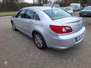 Pelēks Chrysler Sebring 2007 Viļņa, ar dzinēja tilpumu 2.36 L un nobraukumu 171 tūkst. km par 1900 €, foto 4 vietnē AUTOMOTO.COM.LV