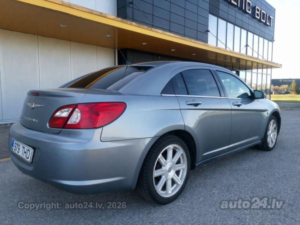 Grey Chrysler Sebring 2007 in Tartu, with an engine capacity of 2.40 L and mileage of 150 thousand km for 990 €, photo 3 on AUTOMOTO.COM.LV