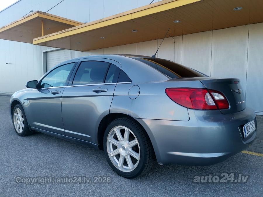 Grey Chrysler Sebring 2007 in Tartu, with an engine capacity of 2.40 L and mileage of 150 thousand km for 990 €, photo 5 on AUTOMOTO.COM.LV