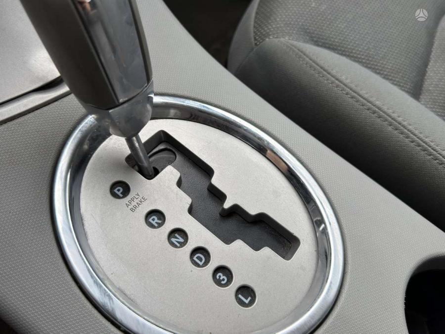 Pelēks Chrysler Sebring 2009 Viļņa, ar dzinēja tilpumu 2.40 L un nobraukumu 152 tūkst. km par 1500 €, foto 15 vietnē AUTOMOTO.COM.LV