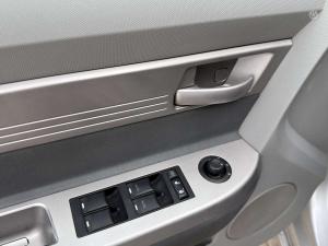 Pelēks Chrysler Sebring 2009 Viļņa, ar dzinēja tilpumu 2.40 L un nobraukumu 152 tūkst. km par 1500 €, foto 17 vietnē AUTOMOTO.COM.LV