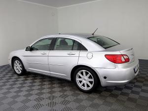 Pelēks Chrysler Sebring 2012 Tallina, ar dzinēja tilpumu 2.40 L un nobraukumu 264 tūkst. km par 1199 €, foto 5 vietnē AUTOMOTO.COM.LV