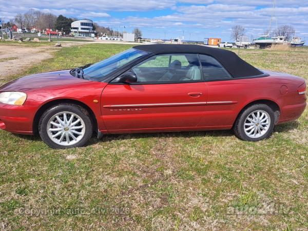 Red Chrysler Sebring 2001 in Mustvee, with an engine capacity of 2.70 L and mileage of 219 thousand km for 3950 €, photo 4 on AUTOMOTO.COM.LV