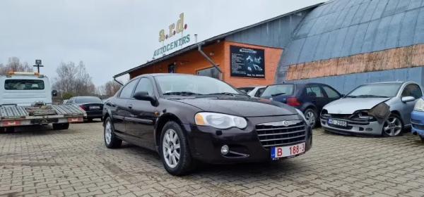 Sarkans Chrysler Sebring 2004 Valmiera, ar dzinēja tilpumu 2.70 L un nobraukumu 163 tūkst. km par 1400 €, foto 1 vietnē AUTOMOTO.COM.LV