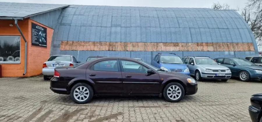 Red Chrysler Sebring 2004 in Valmiera, with an engine capacity of 2.70 L and mileage of 163 thousand km for 1400 €, photo 3 on AUTOMOTO.COM.LV