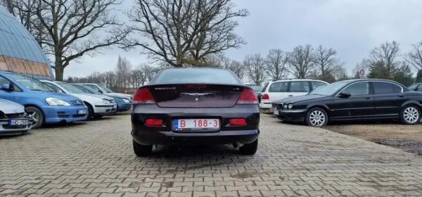 Sarkans Chrysler Sebring 2004 Valmiera, ar dzinēja tilpumu 2.70 L un nobraukumu 163 tūkst. km par 1400 €, foto 4 vietnē AUTOMOTO.COM.LV