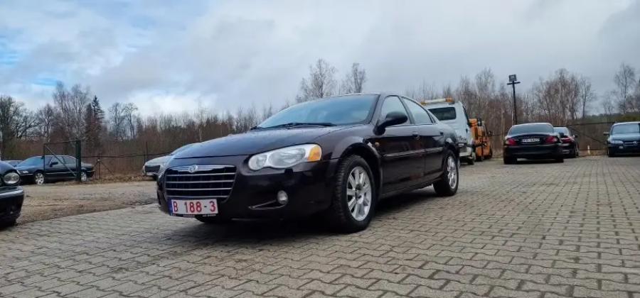 Red Chrysler Sebring 2004 in Valmiera, with an engine capacity of 2.70 L and mileage of 163 thousand km for 1400 €, photo 8 on AUTOMOTO.COM.LV