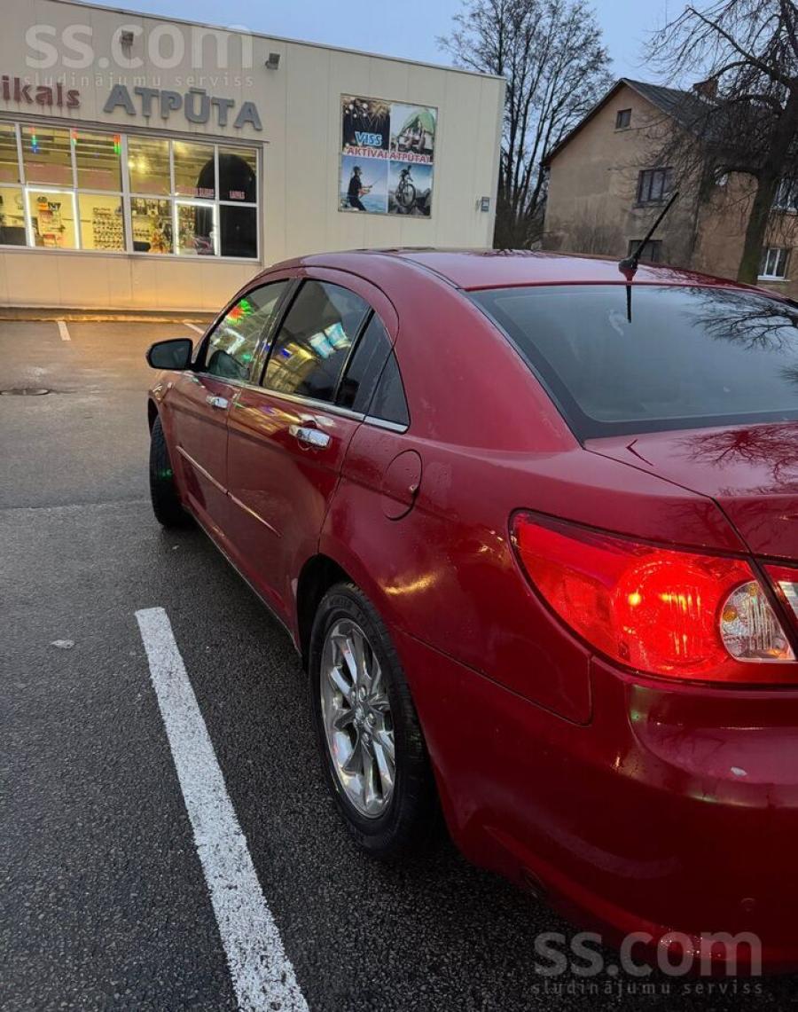 Sarkans Chrysler Sebring 2007 Jūrmala, ar dzinēja tilpumu 2.40 L un nobraukumu 248 tūkst. km par 2600 €, foto 12 vietnē AUTOMOTO.COM.LV