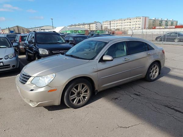 Chrysler Sebring 2007 in Tallinn, with an engine capacity of 2.40 L and mileage of 244 thousand km for 699 €, photo 9 on AUTOMOTO.COM.LV