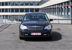 Chrysler Sebring 2010 in Riga, with an engine capacity of 2.70 L and mileage of 118 thousand km for 2580 €, photo 3 on AUTOMOTO.COM.LV
