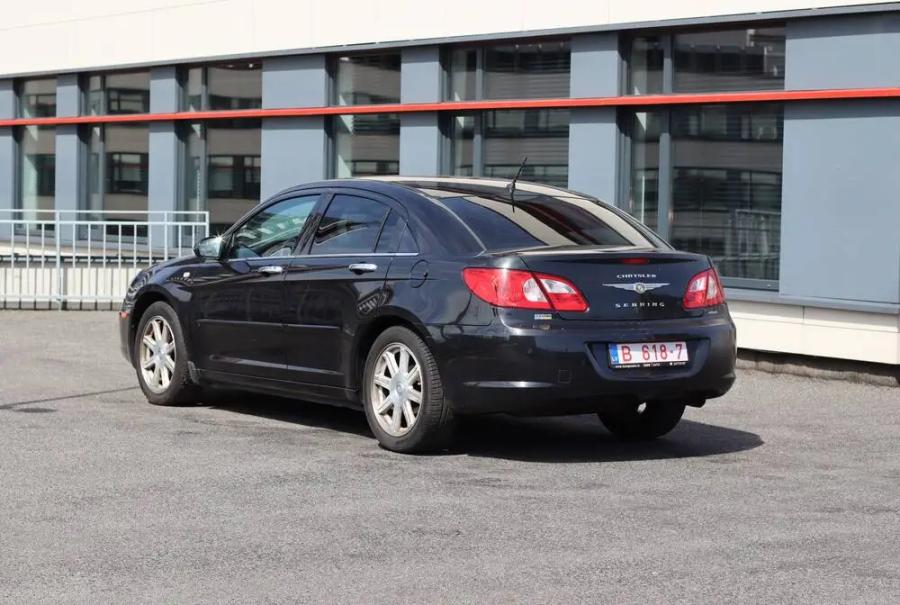 Chrysler Sebring 2010 in Riga, with an engine capacity of 2.70 L and mileage of 118 thousand km for 2580 €, photo 5 on AUTOMOTO.COM.LV