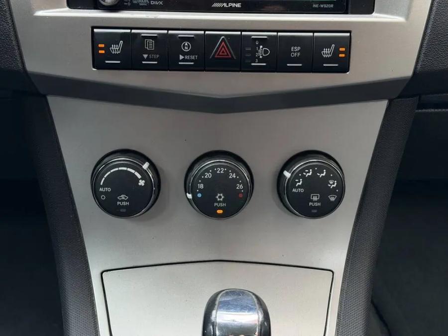 Chrysler Sebring 2010 in Riga, with an engine capacity of 2.70 L and mileage of 118 thousand km for 2580 €, photo 14 on AUTOMOTO.COM.LV