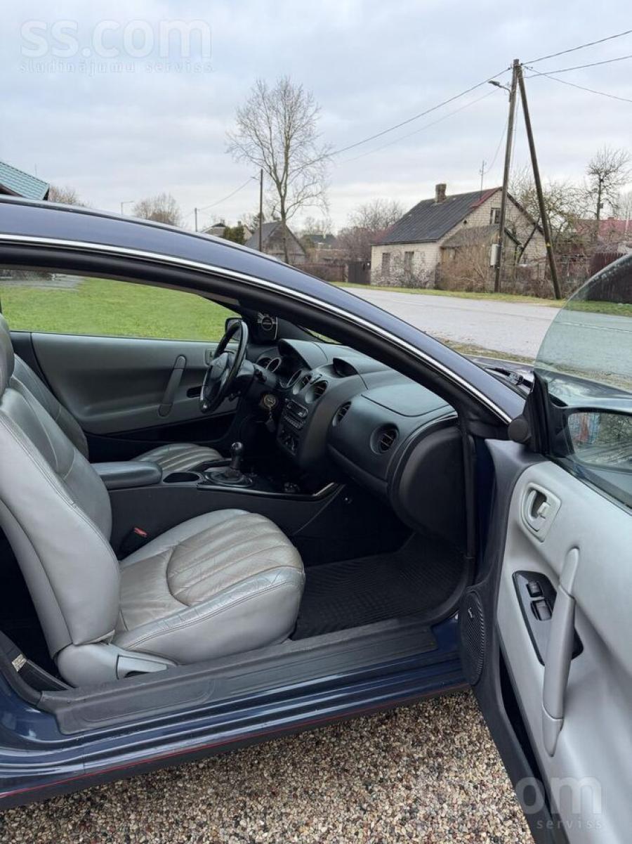Violet Chrysler Sebring 2000 in Ventspils, with an engine capacity of 3.00 L and mileage of 140 thousand km for 1800 €, photo 12 on AUTOMOTO.COM.LV