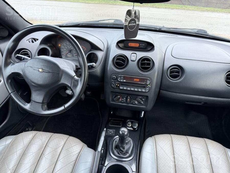 Violet Chrysler Sebring 2000 in Ventspils, with an engine capacity of 3.00 L and mileage of 140 thousand km for 1800 €, photo 15 on AUTOMOTO.COM.LV