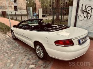 White Chrysler Sebring 2004 in Riga, with an engine capacity of 2.70 L and mileage of 74 thousand km for 3355 €, photo 13 on AUTOMOTO.COM.LV