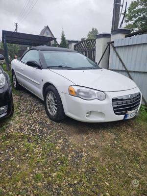 White Chrysler Sebring 2004 in Vilnius, with an engine capacity of 2.70 L and mileage of 216 thousand km for 3000 €, photo 3 on AUTOMOTO.COM.LV