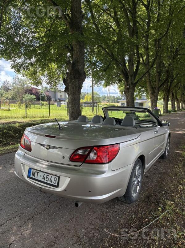 Yellow Chrysler Sebring 2009 in Riga, with an engine capacity of 2.00 L and mileage of 256 thousand km for 3200 €, photo 3 on AUTOMOTO.COM.LV