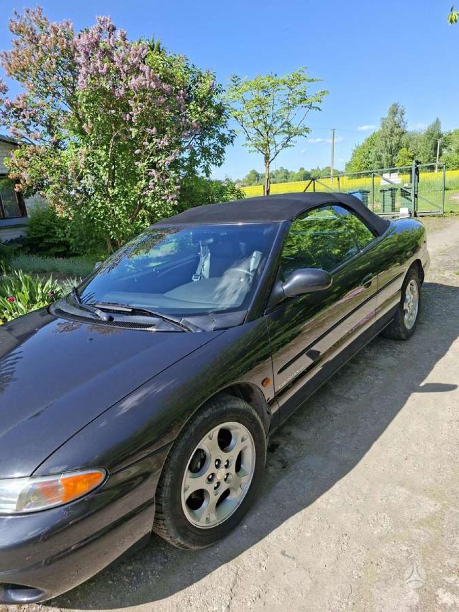 Melns Chrysler Stratus 1999 Kauņa, ar dzinēja tilpumu 2.50 L un nobraukumu 54 tūkst. km par 3000 €, foto 1 vietnē AUTOMOTO.COM.LV