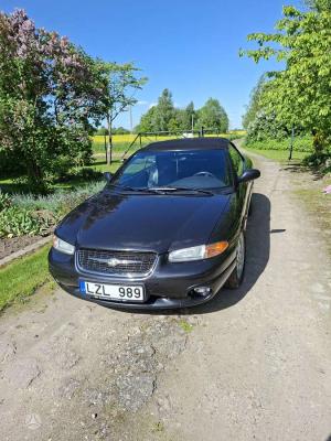 Melns Chrysler Stratus 1999 Kauņa, ar dzinēja tilpumu 2.50 L un nobraukumu 54 tūkst. km par 3000 €, foto 3 vietnē AUTOMOTO.COM.LV