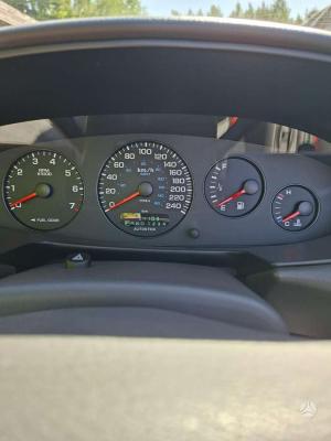 Melns Chrysler Stratus 1999 Kauņa, ar dzinēja tilpumu 2.50 L un nobraukumu 54 tūkst. km par 3000 €, foto 9 vietnē AUTOMOTO.COM.LV