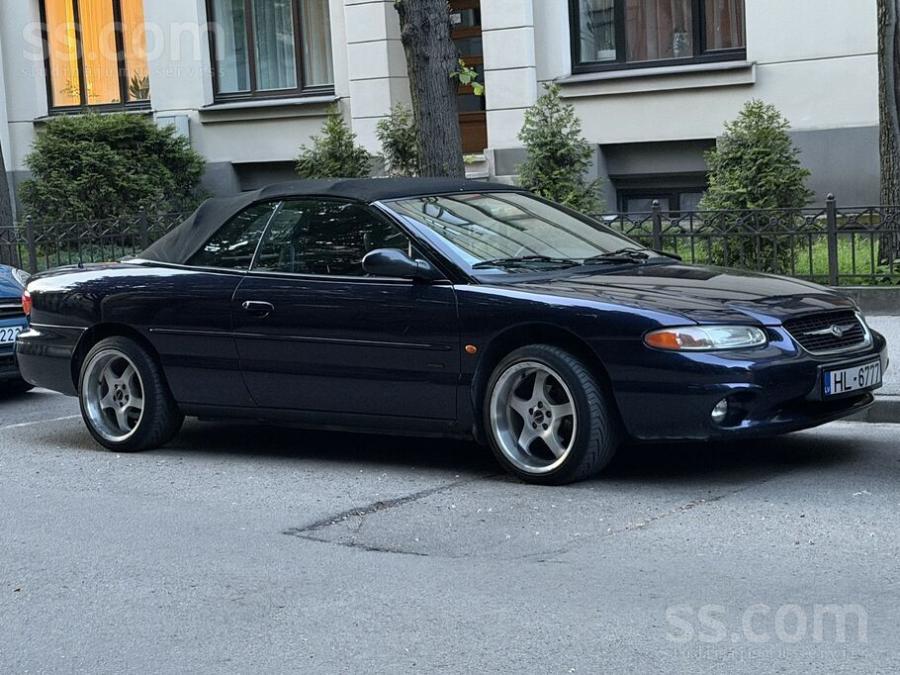 Zils Chrysler Stratus 1999 Jelgava, ar dzinēja tilpumu 2.50 L un nobraukumu 0 tūkst. km par 3500 €, foto 1 vietnē AUTOMOTO.COM.LV