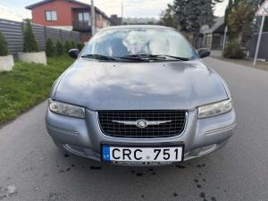 Pelēks Chrysler Stratus 2000 Kauņa, ar dzinēja tilpumu 2.00 L un nobraukumu 124 tūkst. km par 2500 €, foto 5 vietnē AUTOMOTO.COM.LV