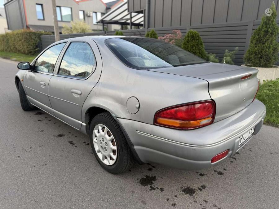 Pelēks Chrysler Stratus 2000 Kauņa, ar dzinēja tilpumu 2.00 L un nobraukumu 124 tūkst. km par 2500 €, foto 10 vietnē AUTOMOTO.COM.LV