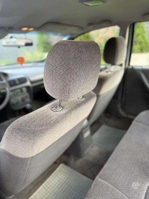 Pelēks Chrysler Stratus 2000 Kauņa, ar dzinēja tilpumu 2.00 L un nobraukumu 124 tūkst. km par 2500 €, foto 18 vietnē AUTOMOTO.COM.LV