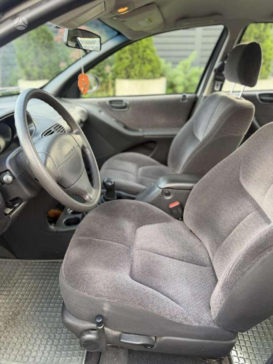 Pelēks Chrysler Stratus 2000 Kauņa, ar dzinēja tilpumu 2.00 L un nobraukumu 124 tūkst. km par 2500 €, foto 21 vietnē AUTOMOTO.COM.LV