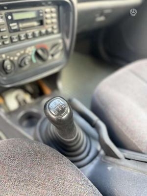 Pelēks Chrysler Stratus 2000 Kauņa, ar dzinēja tilpumu 2.00 L un nobraukumu 124 tūkst. km par 2500 €, foto 26 vietnē AUTOMOTO.COM.LV
