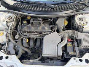 Pelēks Chrysler Stratus 2000 Kauņa, ar dzinēja tilpumu 2.00 L un nobraukumu 124 tūkst. km par 2500 €, foto 32 vietnē AUTOMOTO.COM.LV