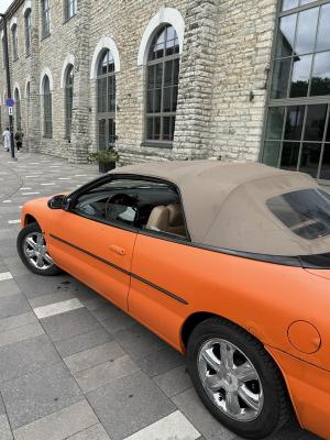 Oranžs Chrysler Stratus 1996 Tallina, ar dzinēja tilpumu 2.50 L un nobraukumu 178 tūkst. km par 1500 €, foto 16 vietnē AUTOMOTO.COM.LV