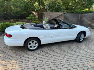 White Chrysler Stratus 1997 in Kaunas, with an engine capacity of 2.50 L and mileage of 150 thousand km for 3700 €, photo 13 on AUTOMOTO.COM.LV
