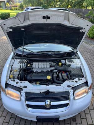 White Chrysler Stratus 1997 in Kaunas, with an engine capacity of 2.50 L and mileage of 150 thousand km for 3700 €, photo 25 on AUTOMOTO.COM.LV