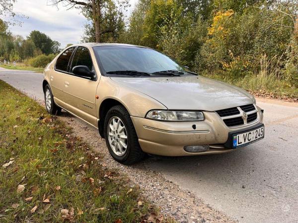 Dzeltens Chrysler Stratus 1998 Visaginas, ar dzinēja tilpumu 2.40 L un nobraukumu 74 tūkst. km par 4800 €, foto 1 vietnē AUTOMOTO.COM.LV