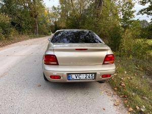 Dzeltens Chrysler Stratus 1998 Visaginas, ar dzinēja tilpumu 2.40 L un nobraukumu 74 tūkst. km par 4800 €, foto 5 vietnē AUTOMOTO.COM.LV