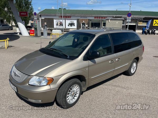 Beige Chrysler town-&-country 2002 in Tallinn, with an engine capacity of 3.80 L and mileage of 0 thousand km for 2300 €, photo 1 on AUTOMOTO.COM.LV