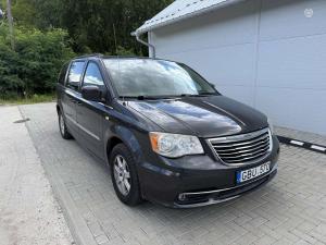 Melns Chrysler town-&-country 2011 Kauņa, ar dzinēja tilpumu 3.61 L un nobraukumu 391 tūkst. km par 4800 €, foto  vietnē AUTOMOTO.COM.LV