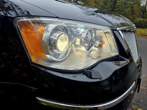 Black Chrysler town-&-country 2011 in Vilnius, with an engine capacity of 3.78 L and mileage of 162 thousand km for 6800 €, photo 16 on AUTOMOTO.COM.LV