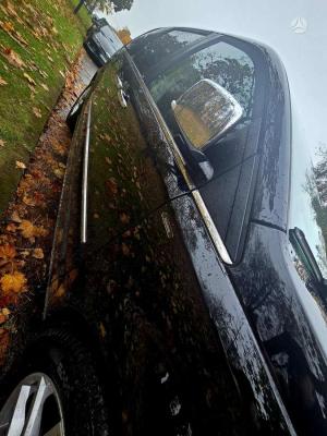 Black Chrysler town-&-country 2011 in Vilnius, with an engine capacity of 3.78 L and mileage of 162 thousand km for 6800 €, photo 44 on AUTOMOTO.COM.LV