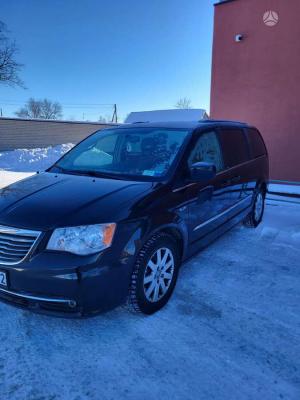 Melns Chrysler town-&-country 2013 Mažeikiai, ar dzinēja tilpumu 3.60 L un nobraukumu 236 tūkst. km par 7900 €, foto  vietnē AUTOMOTO.COM.LV