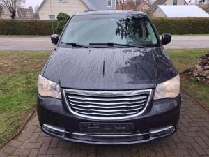 Black Chrysler town-&-country 2014 in Vilnius, with an engine capacity of 3.60 L and mileage of 300 thousand km for 8300 €, photo  on AUTOMOTO.COM.LV