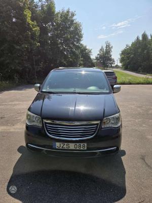 Black Chrysler town-&-country 2014 in Vilnius, with an engine capacity of 3.60 L and mileage of 122 thousand km for 8500 €, photo  on AUTOMOTO.COM.LV