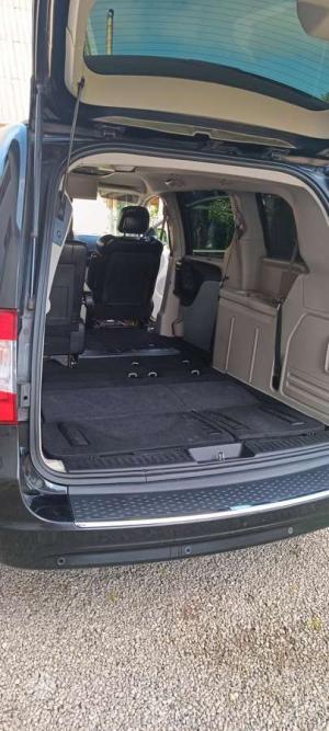 Melns Chrysler town-&-country 2014 Biržai, ar dzinēja tilpumu 3.60 L un nobraukumu 264 tūkst. km par 9000 €, foto 27 vietnē AUTOMOTO.COM.LV