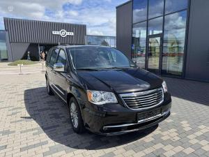 Melns Chrysler town-&-country 2015 Šauļi, ar dzinēja tilpumu 3.60 L un nobraukumu 230 tūkst. km par 8450 €, foto 3 vietnē AUTOMOTO.COM.LV