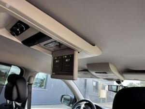 Melns Chrysler town-&-country 2015 Šauļi, ar dzinēja tilpumu 3.60 L un nobraukumu 230 tūkst. km par 8450 €, foto 21 vietnē AUTOMOTO.COM.LV