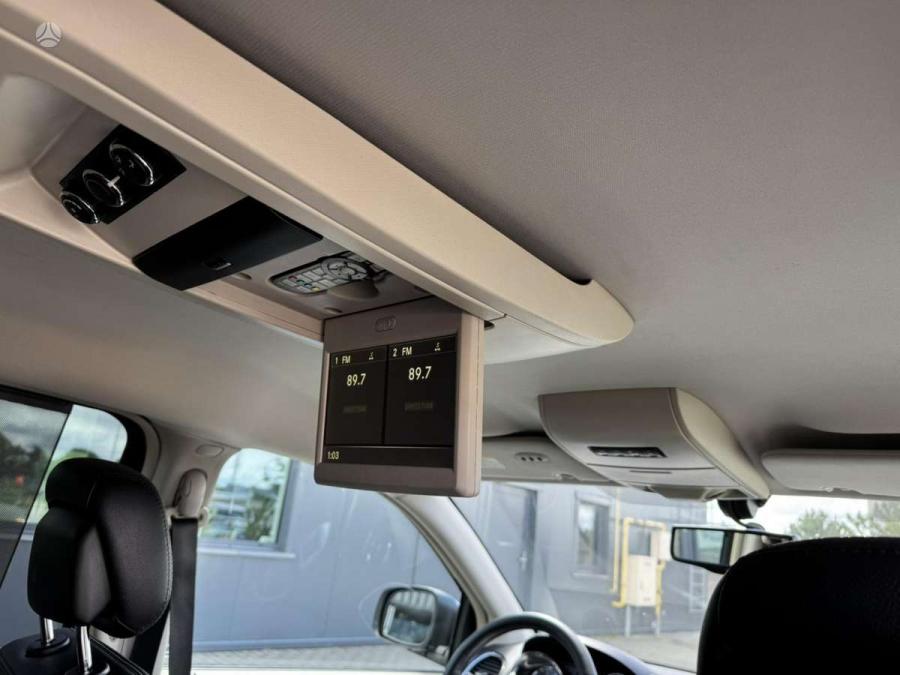 Melns Chrysler town-&-country 2015 Šauļi, ar dzinēja tilpumu 3.60 L un nobraukumu 230 tūkst. km par 8450 €, foto 21 vietnē AUTOMOTO.COM.LV