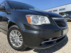 Melns Chrysler town-&-country 2015 Viļņa, ar dzinēja tilpumu 3.60 L un nobraukumu 216 tūkst. km par 7500 €, foto 14 vietnē AUTOMOTO.COM.LV